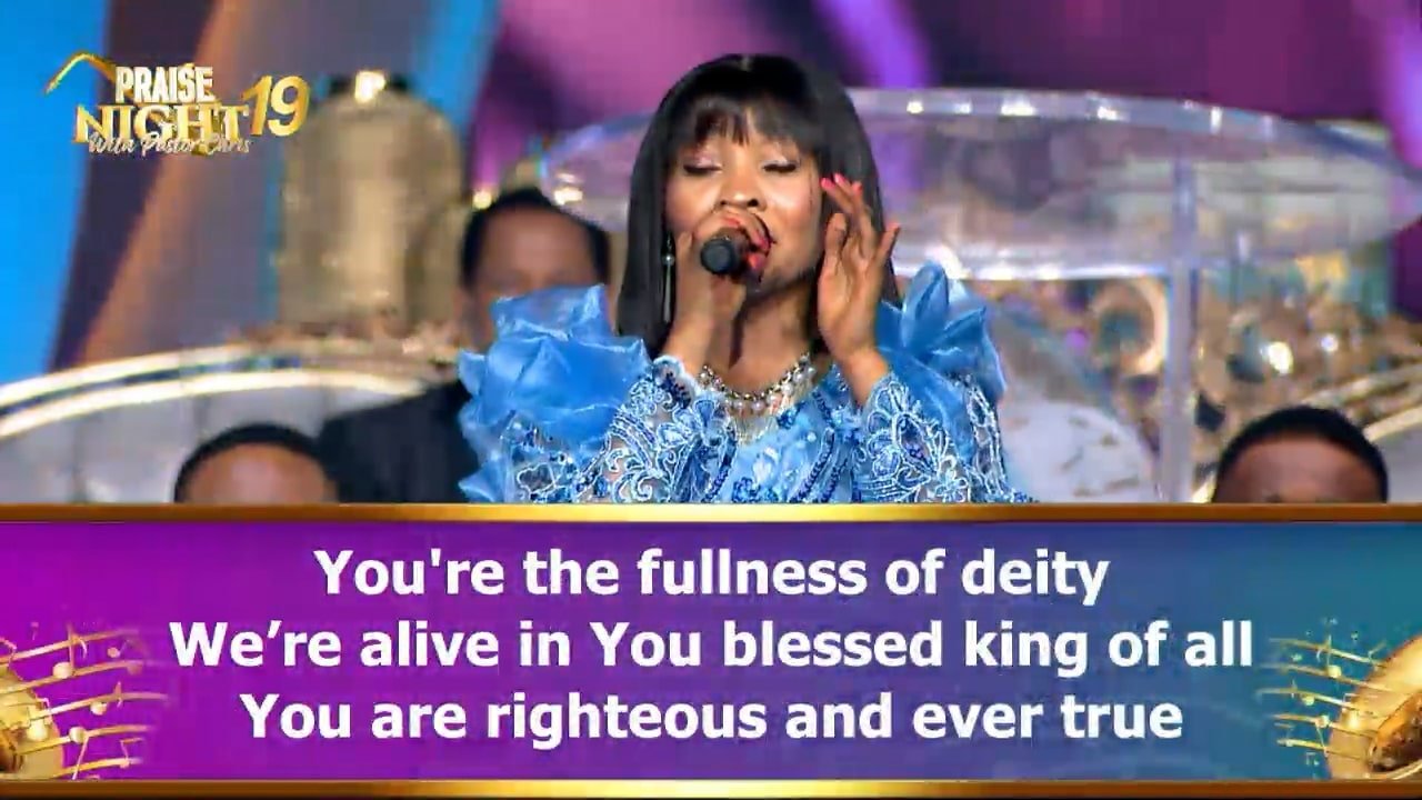 THE FULLNESS OF DEITY BY MAYA AND LOVEWORLD SINGERS PRAISE NIGHT 19 ...